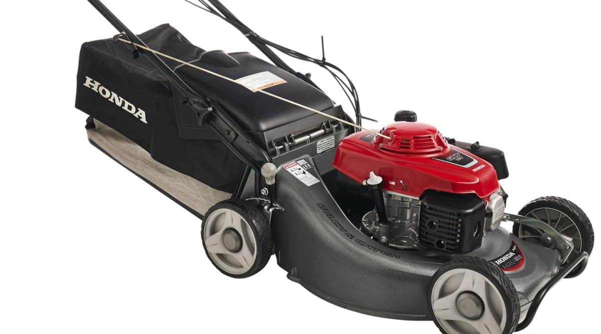 Honda HRU216 Buffalo Pro Self-Propelled Mower - YARDWORX